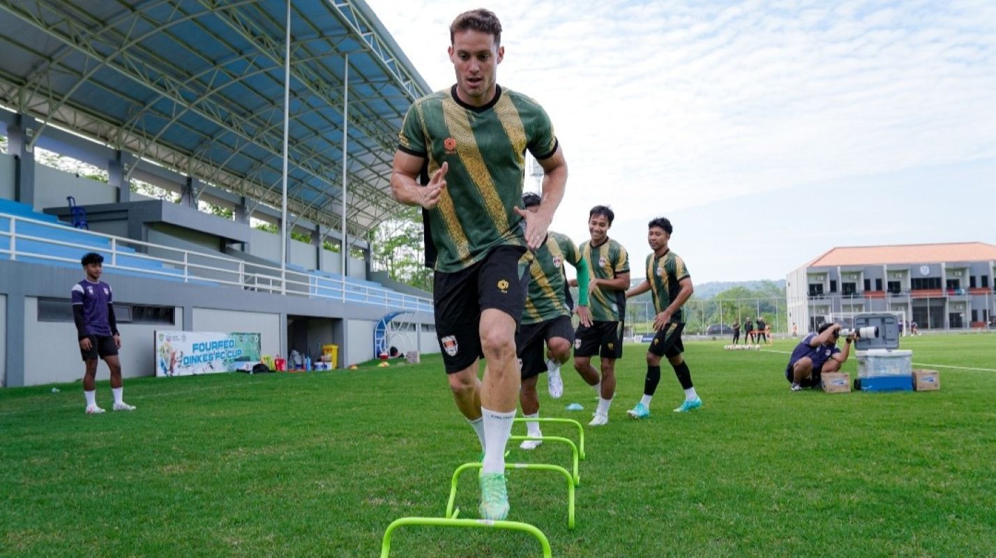 Natal tak halangi fokus Patrick Cruz, Kendal Tornado FC siap curi poin ...