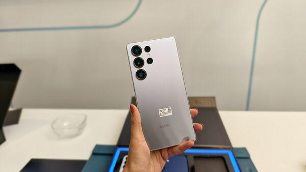 Croma Republic Day sale: Top deals on iPhone 15, Samsung Galaxy S25 ...