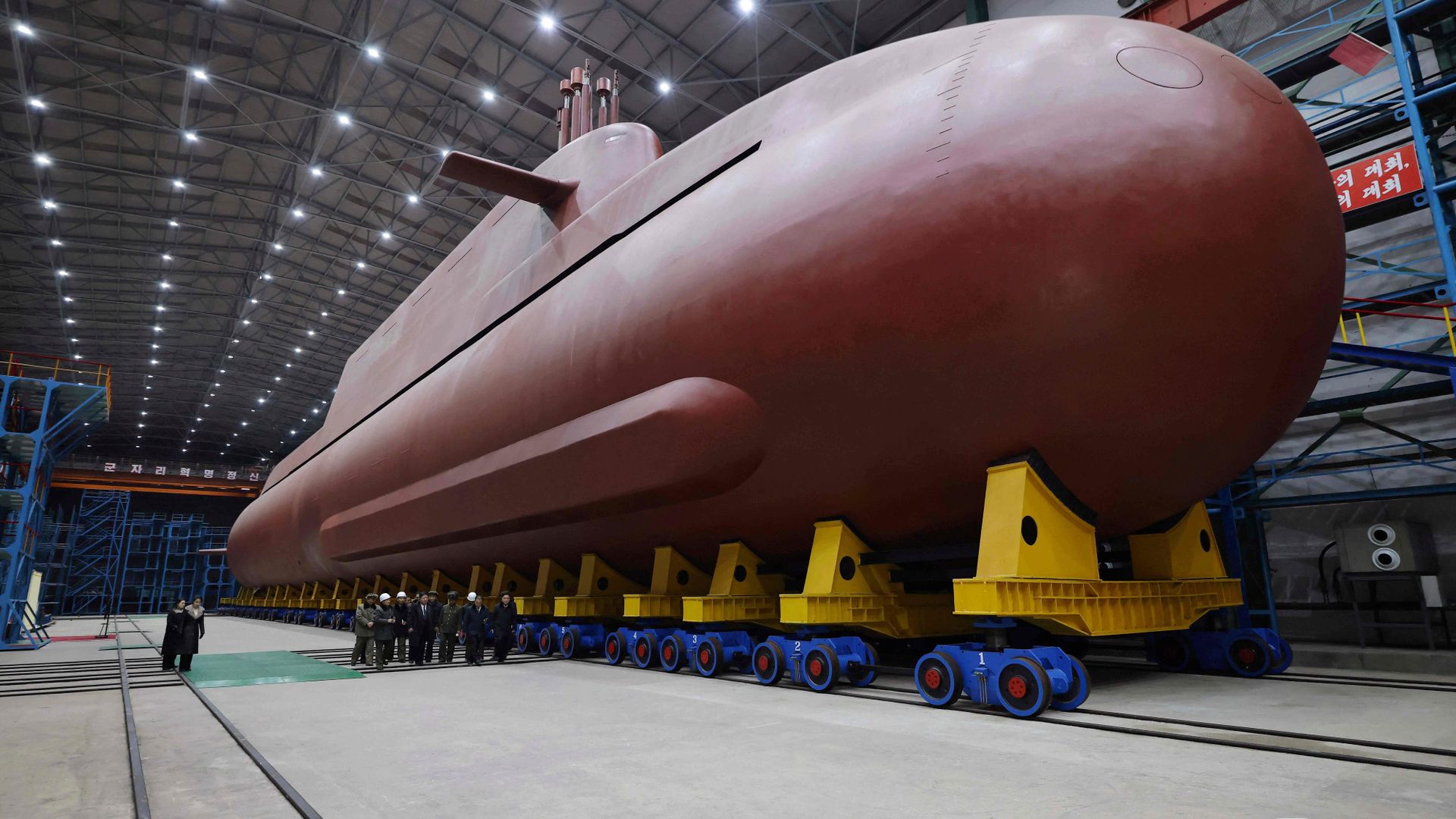 Nordkorea präsentiert neue Bilder von erstem U-Boot mit Atomantrieb