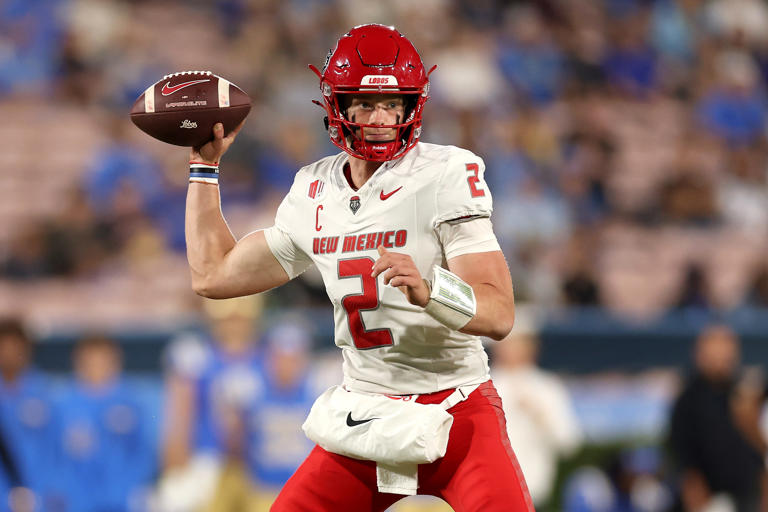 Minnesota vs. New Mexico: College football betting odds, pick