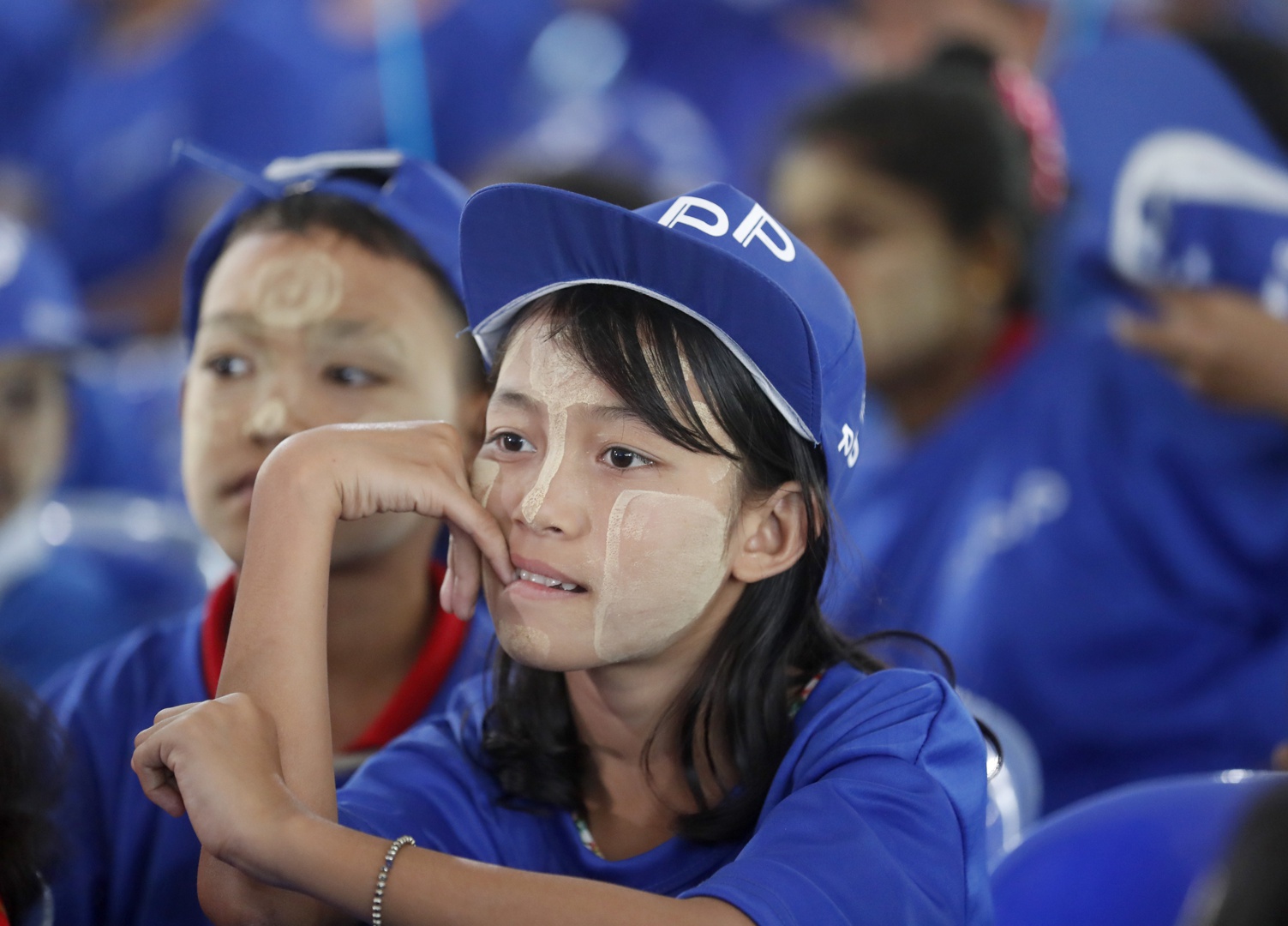 Del sueño democrático al exilio: los jóvenes birmanos desconfían de ...