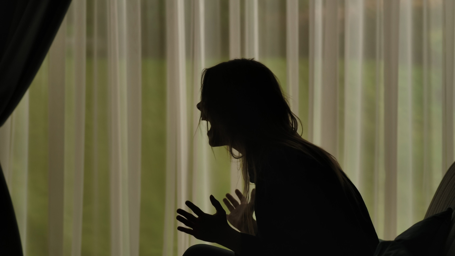 Screaming, laughing, and other expressive therapies you must try