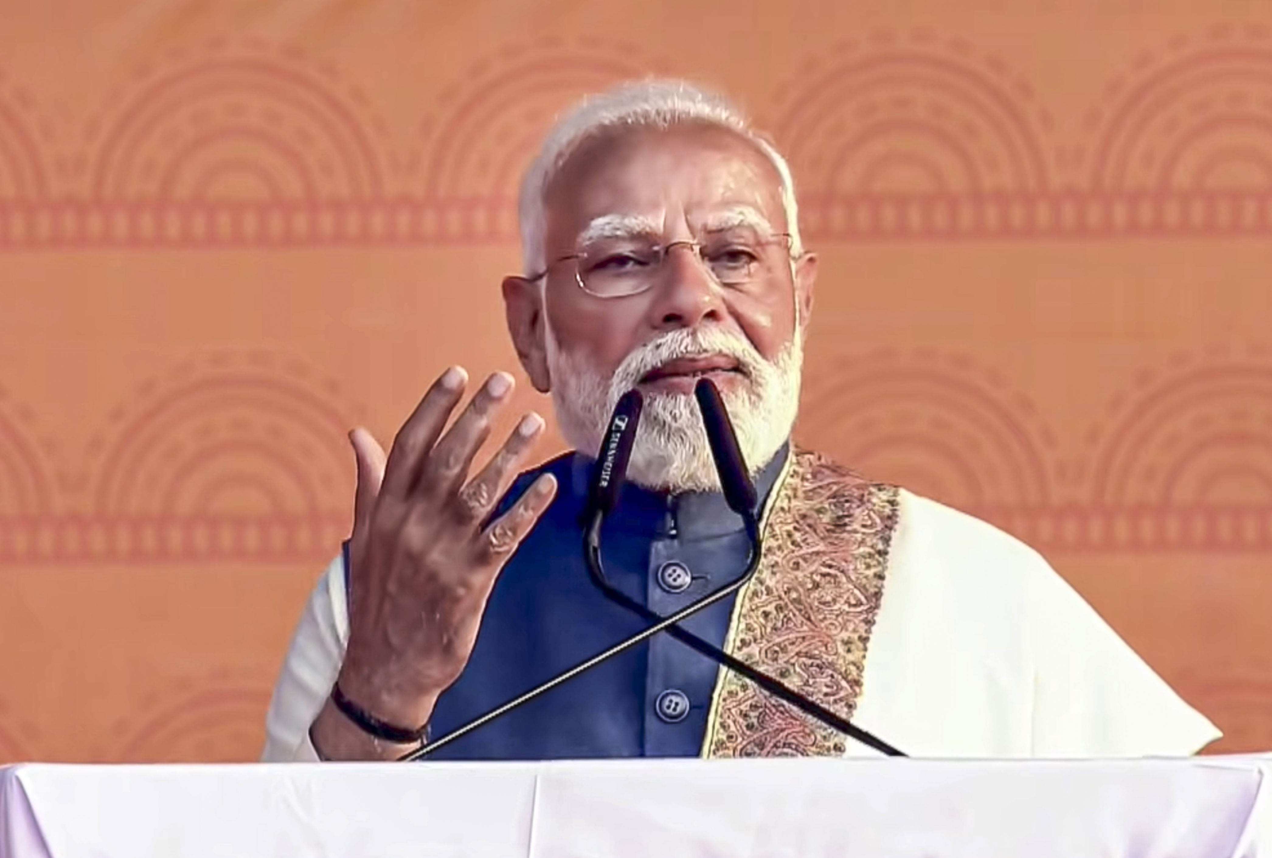 BJP proud our govt had opportunity to tear down wall of Art 370: PM ...