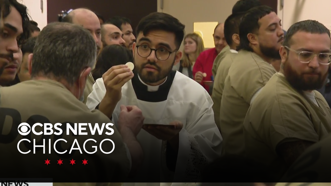 Chicagoans are gathering for Christmas services from cathedrals to the ...