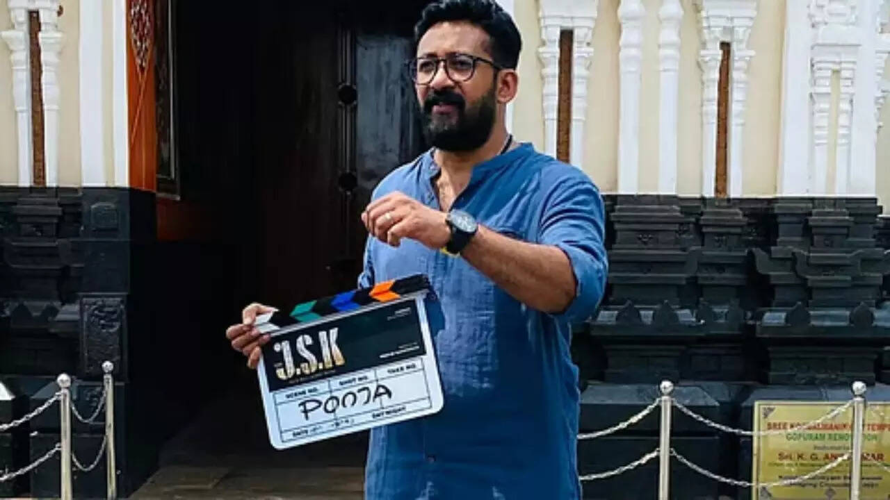 'Empuraan' named super hit; 'Eko' called just hit: Director Praveen ...