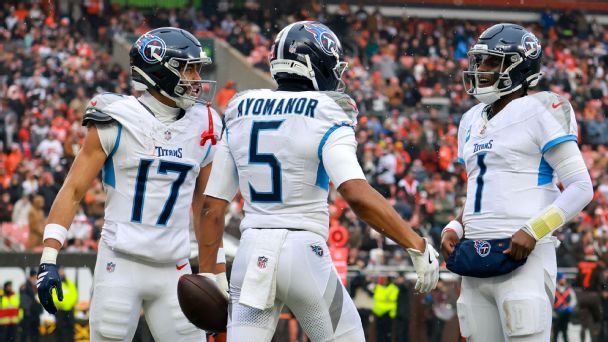 Titans rookies flash hope even during roller-coaster season