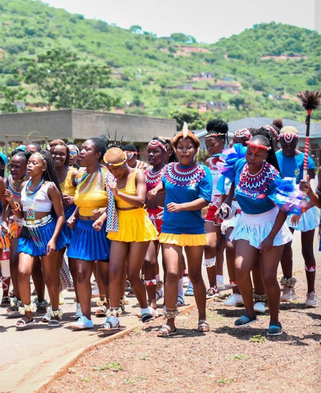 Zulu girl after memulo in TikTok video sparks online envy!