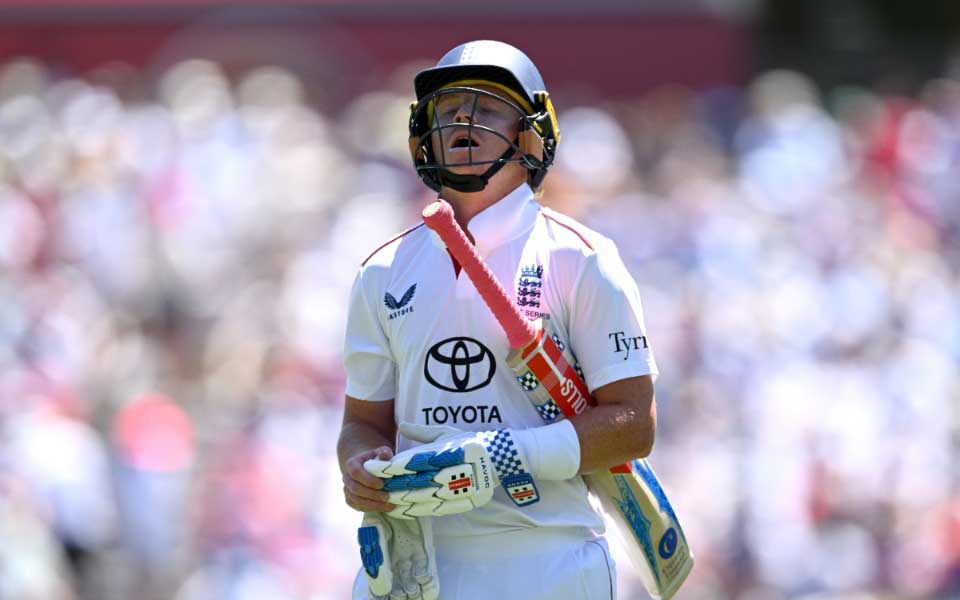 Ashes 2025-26: 'He looked too insecure in No.3' - Former England ...