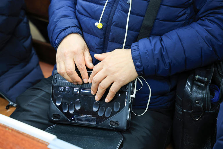 Children’s, visually impaired choirs spread Christmas joy