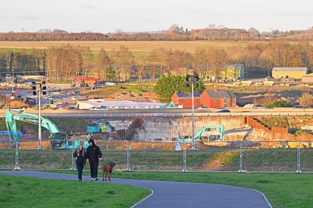 M27 closed near Fareham as upgrade work starts to junction 10