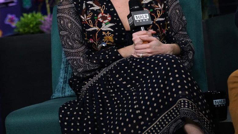 The gorgeous tile backsplash HGTV's Erin Napier pairs with light ...