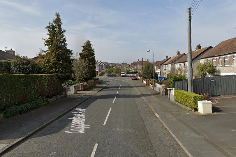 Christmas Eve stabbing suspect remains at large as public warned 'do ...