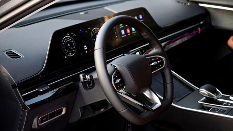 5 car features almost no one actually uses
