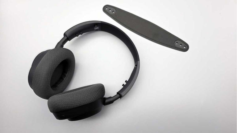 SteelSeries Arctis Nova 7 Gen 2 review: A comfy headset for PC and console