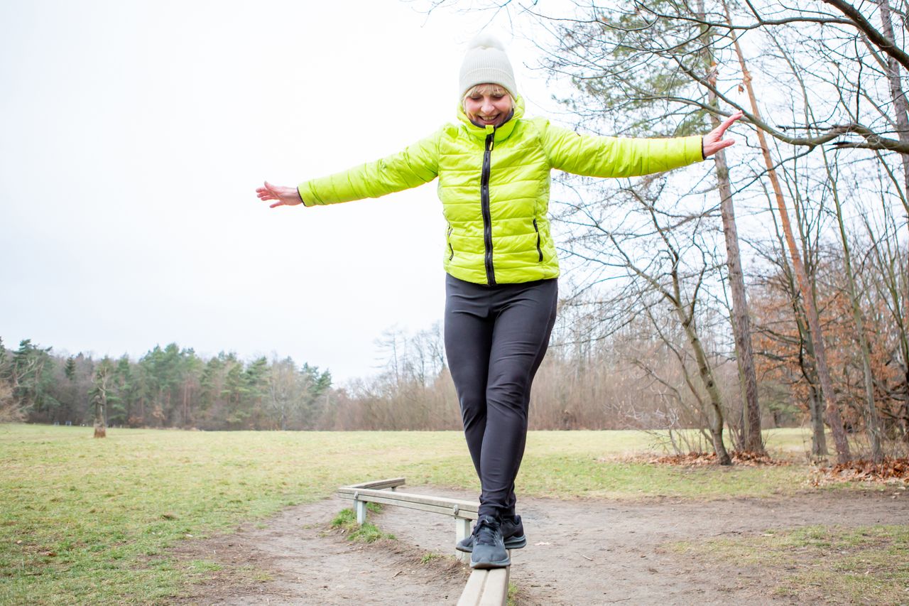 11 balance exercises for seniors to improve strength and prevent falls