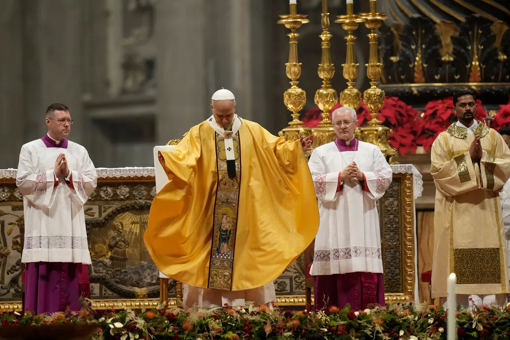 Pope Leo delivers first Christmas Eve Mass, calls for compassion toward ...