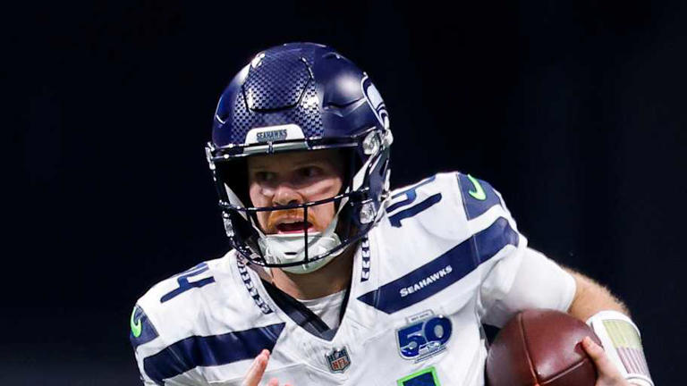 CBS columnist just said what many of Sam Darnold's critics are afraid ...