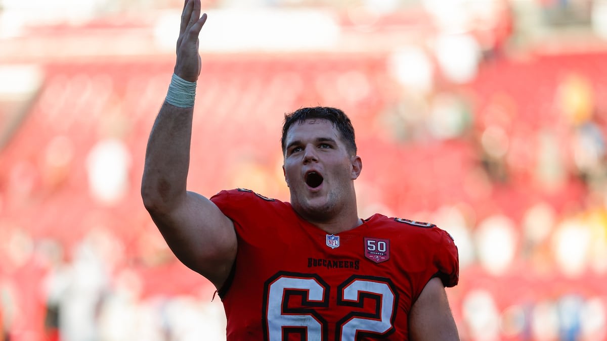 Graham Barton's flexibility has helped the Bucs hold the line