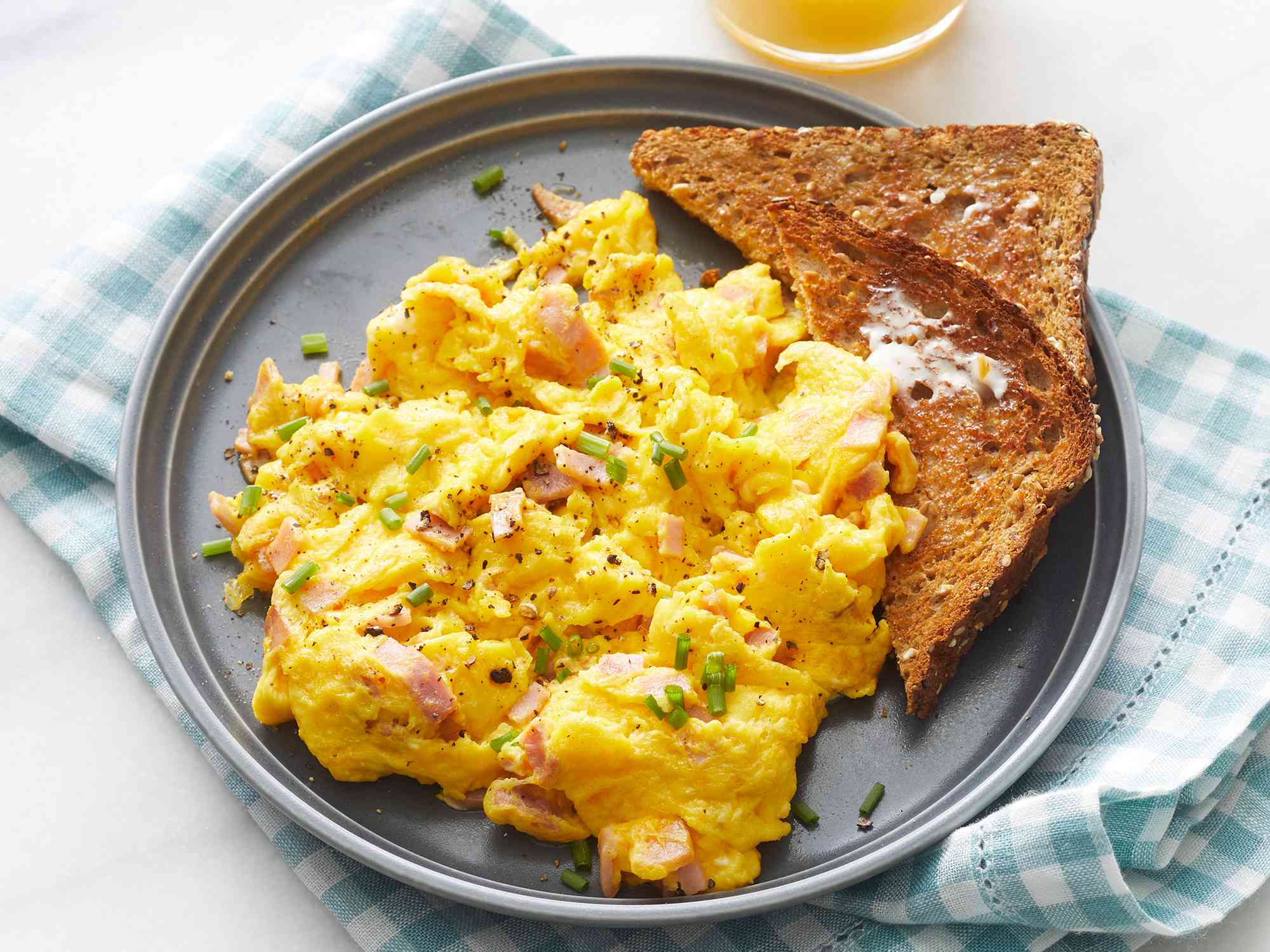 I asked 6 chefs how to make the fluffiest scrambled eggs, and they all ...