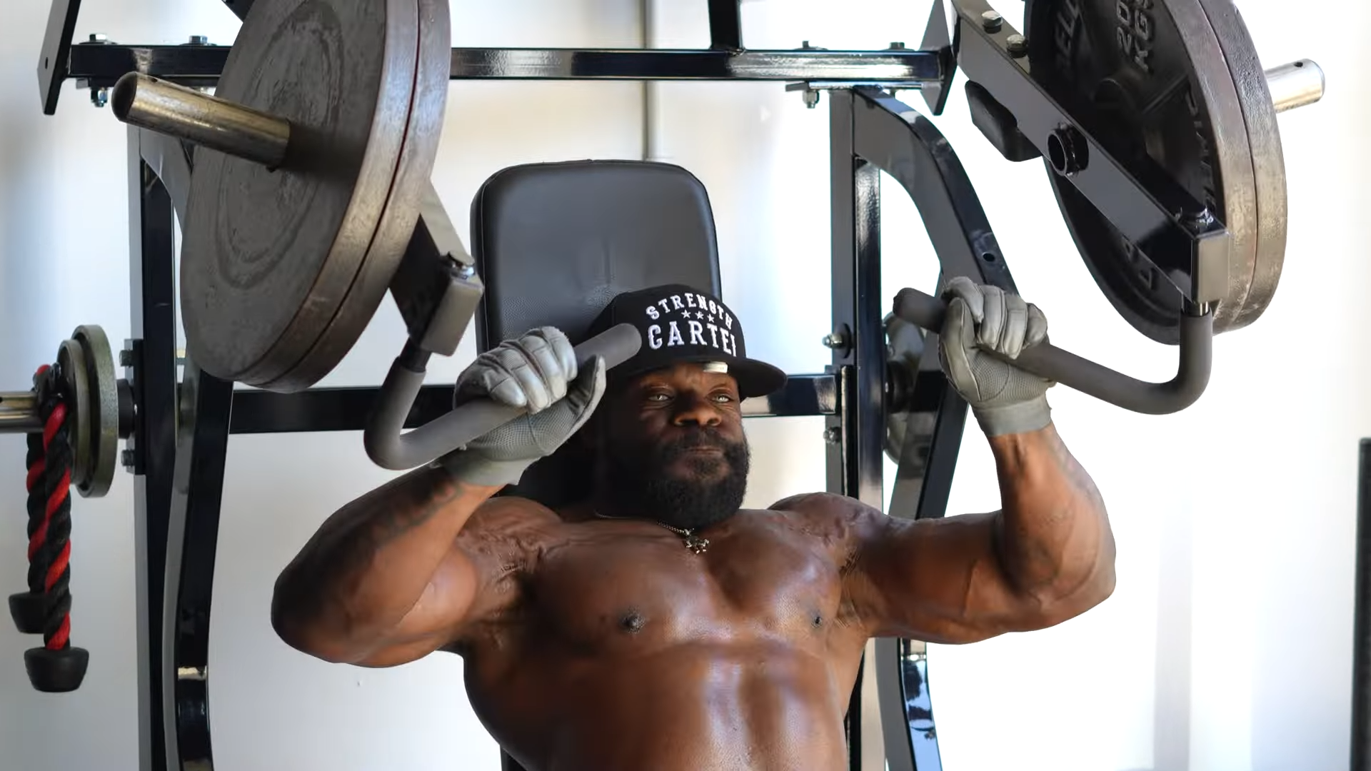 How two of the strongest guys hit chest for monster gains