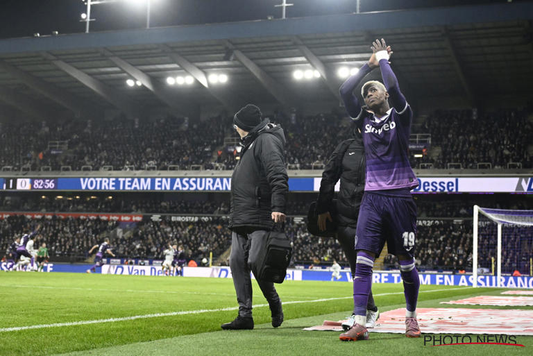 Angulo doet boekje open bij Anderlecht: "Dacht dat ik geen speler voor ...