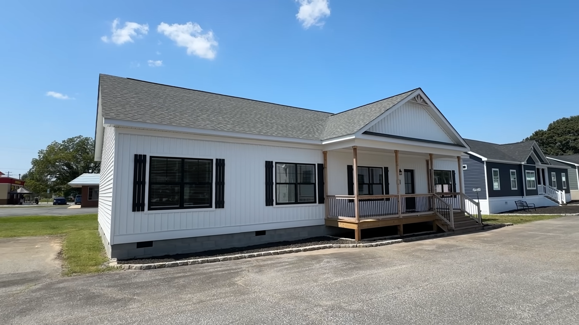 Heartland XL by Nationwide Homes | 4 bed, 2 bath prefab house tour
