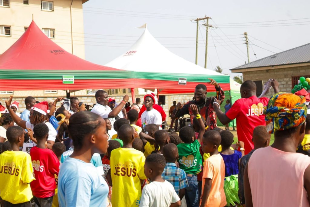 El-Roi Good News Club feeds 1,000 children
