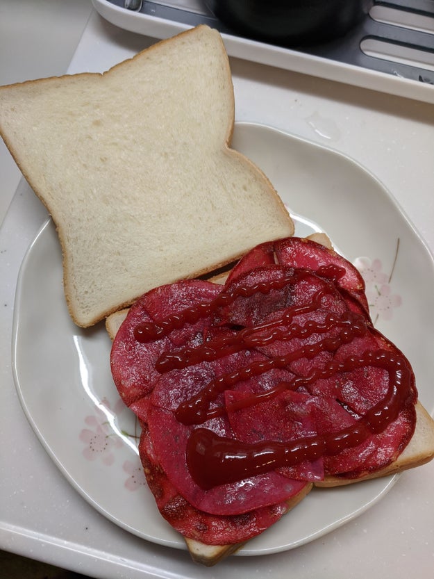 I didn't realize it was weird: People are sharing the meals they used ...