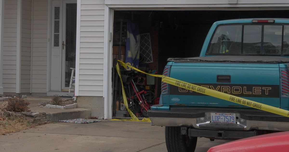 Melted water line keeps Clayton garage fire from spreading