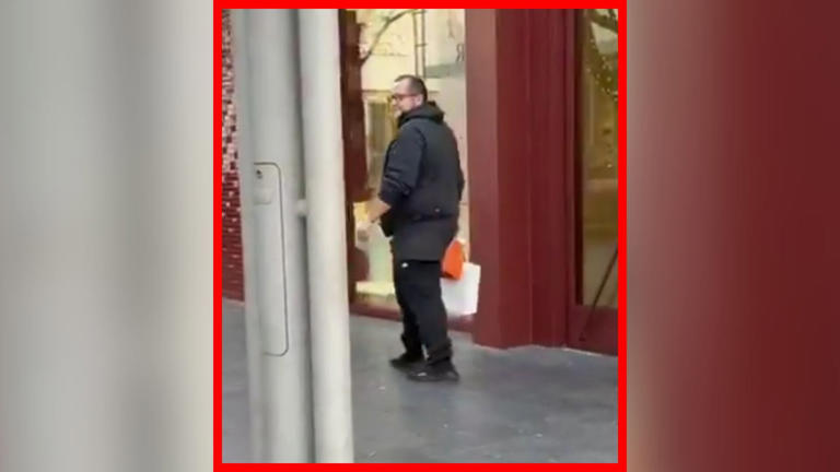 Noroña defendió a José Ramón López Beltrán tras ser captado en lujosa ...