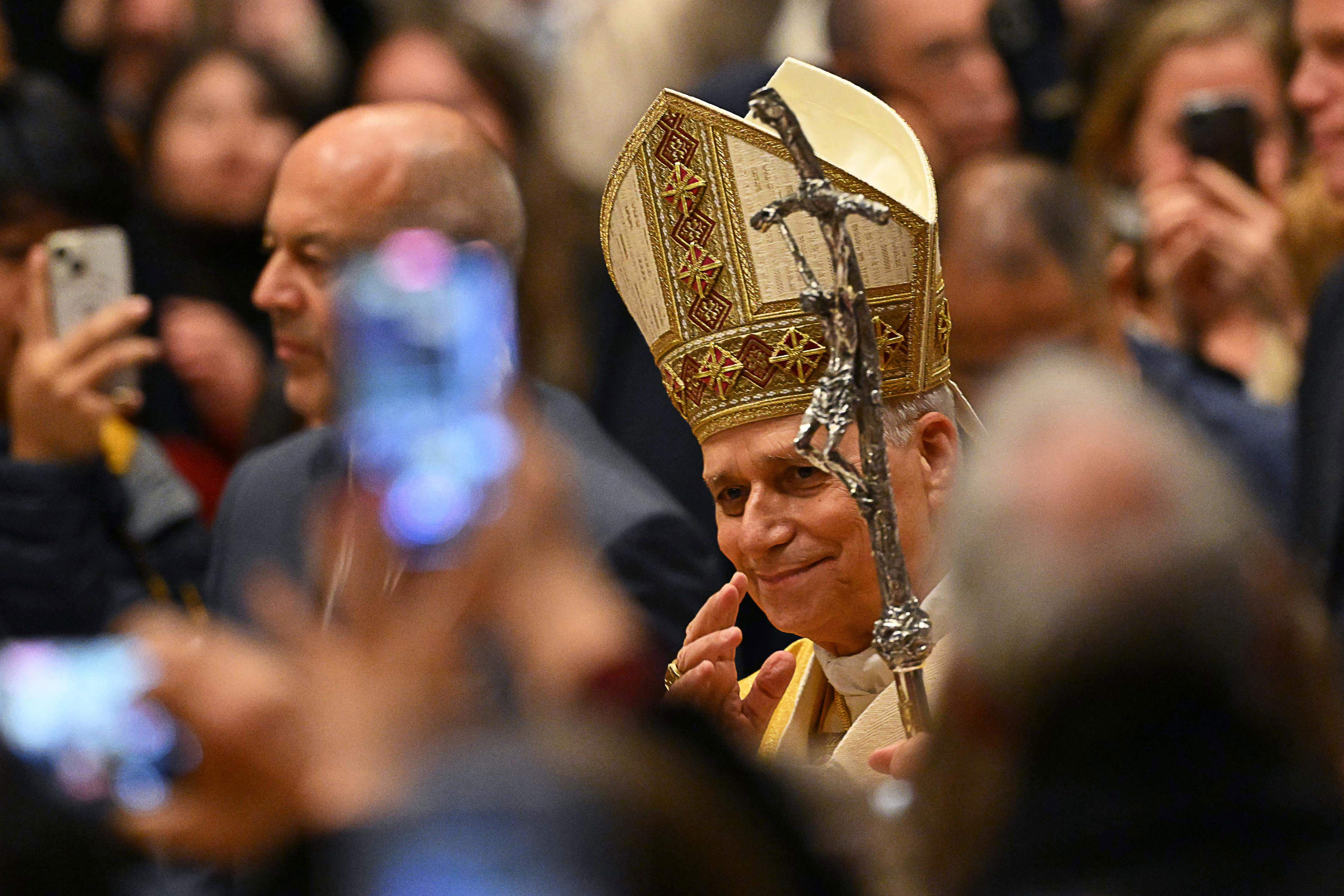 'Renew our hearts': Miami Catholic leader and pope have Christmas messages