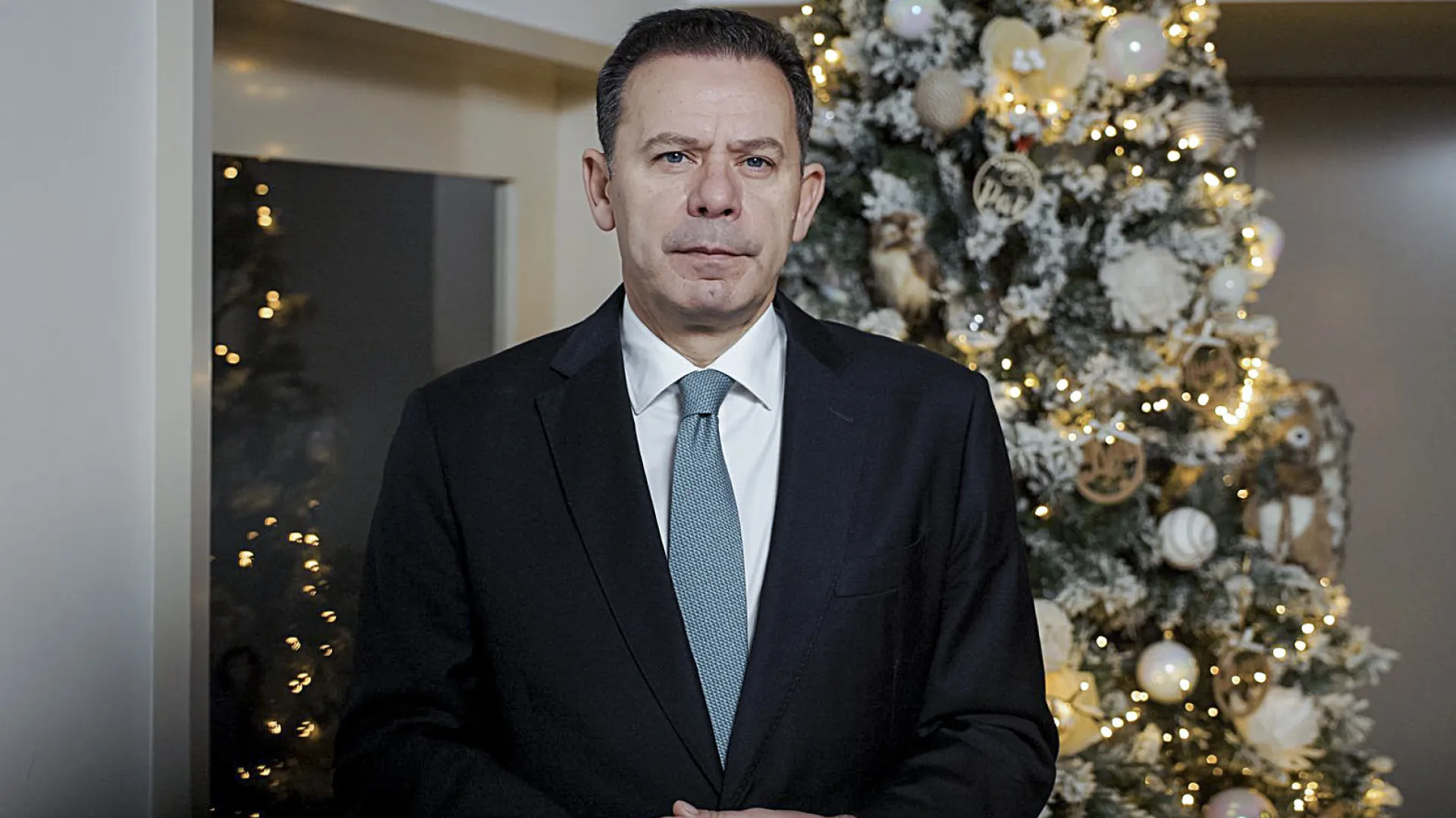 Luís Montenegro deseja um feliz Natal aos portugueses com saúde
