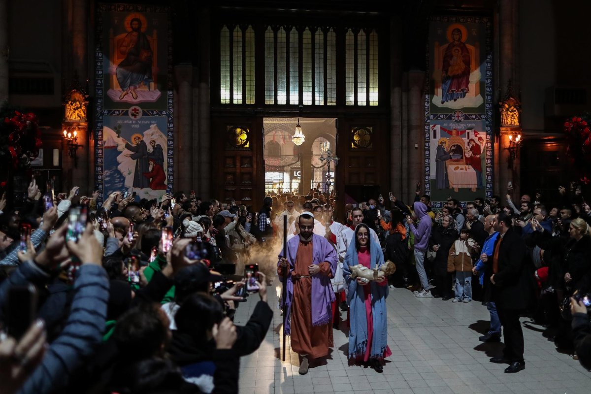 Turkish police arrest 115 ISIS members to thwart Christmas, New Year ...