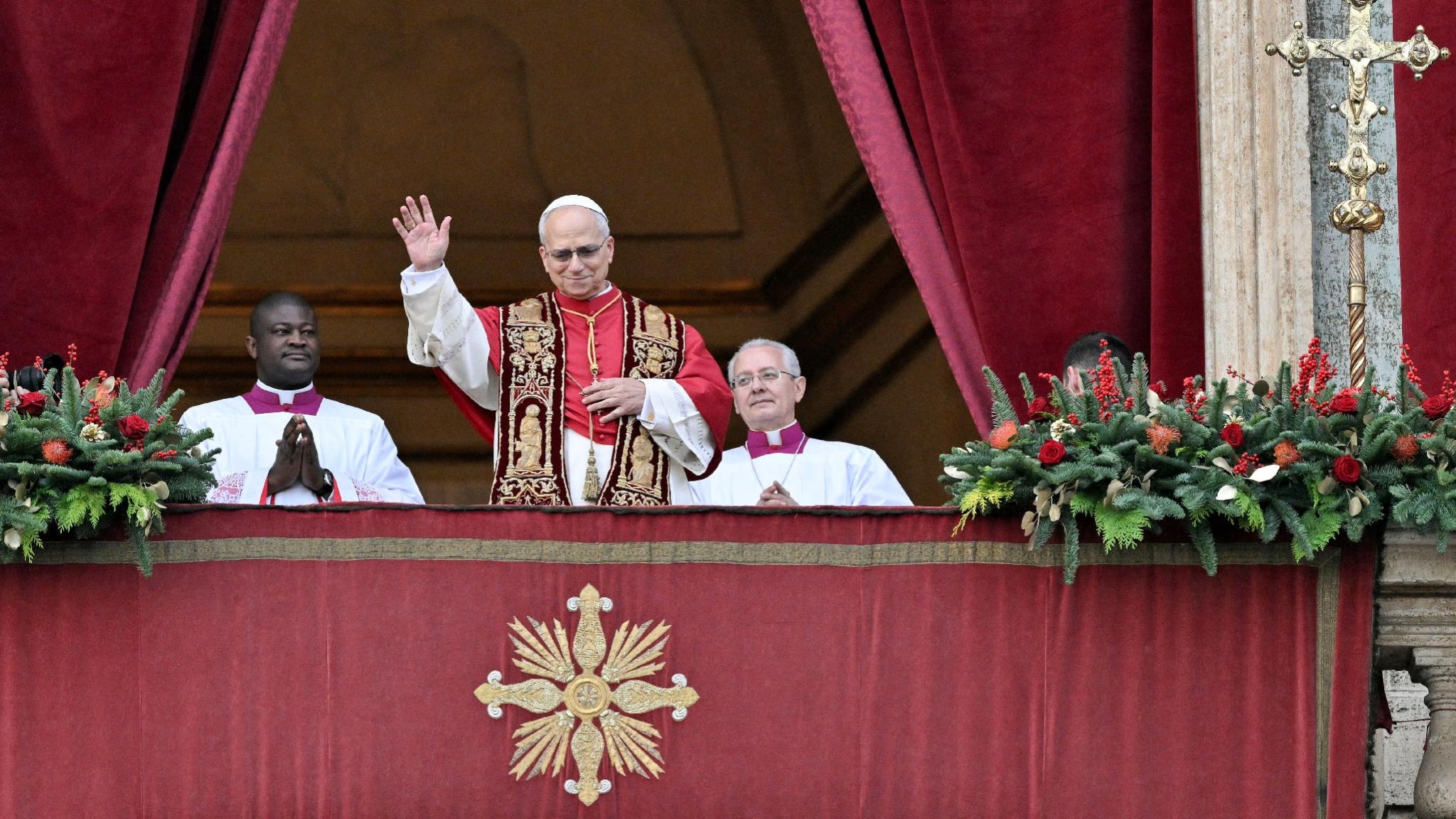 Chiude la prima Porta Santa a S.Maria Maggiore. Benedizione Urbi et ...