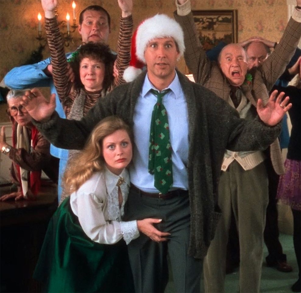 Beverly D'Angelo admits scandalous "Christmas Vacation" hand gesture ...