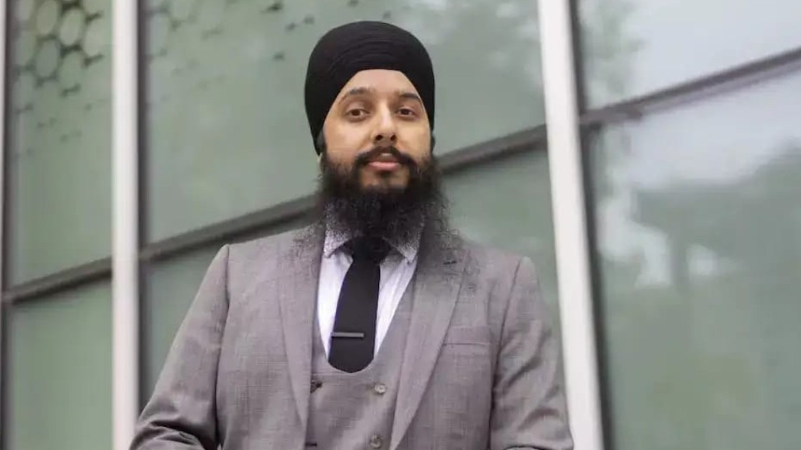 Won't swear to the king: Sikh lawyer forces Canada to drop monarch oath