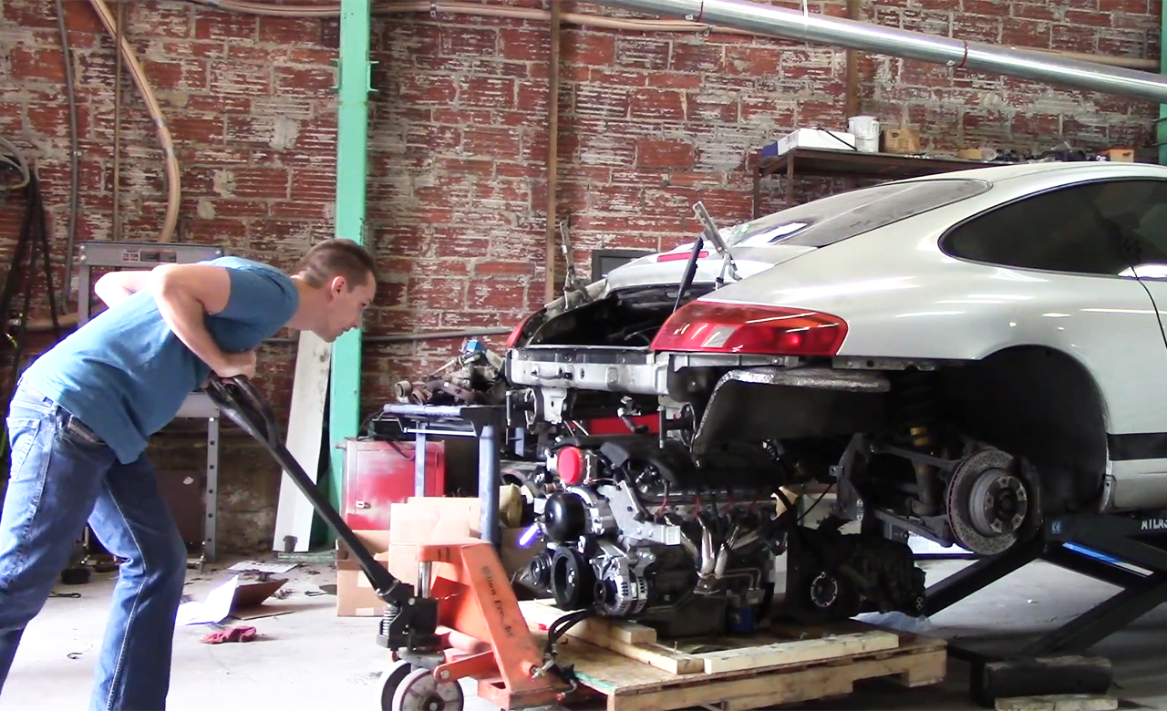 Can this 911 handle an LS V8?