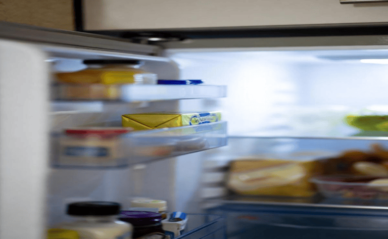 The common food you should never store in the refrigerator door ...