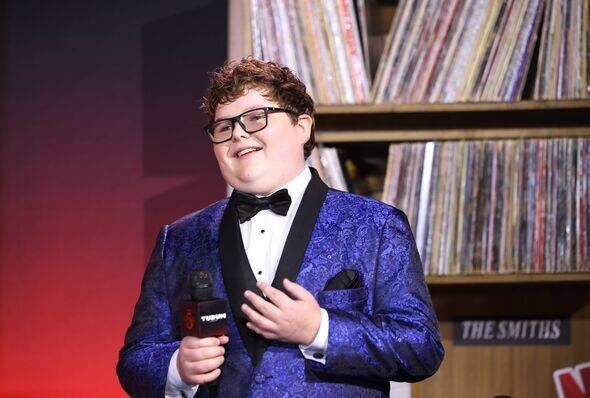 Who plays new character Derek Turnbow in Stranger Things season 5