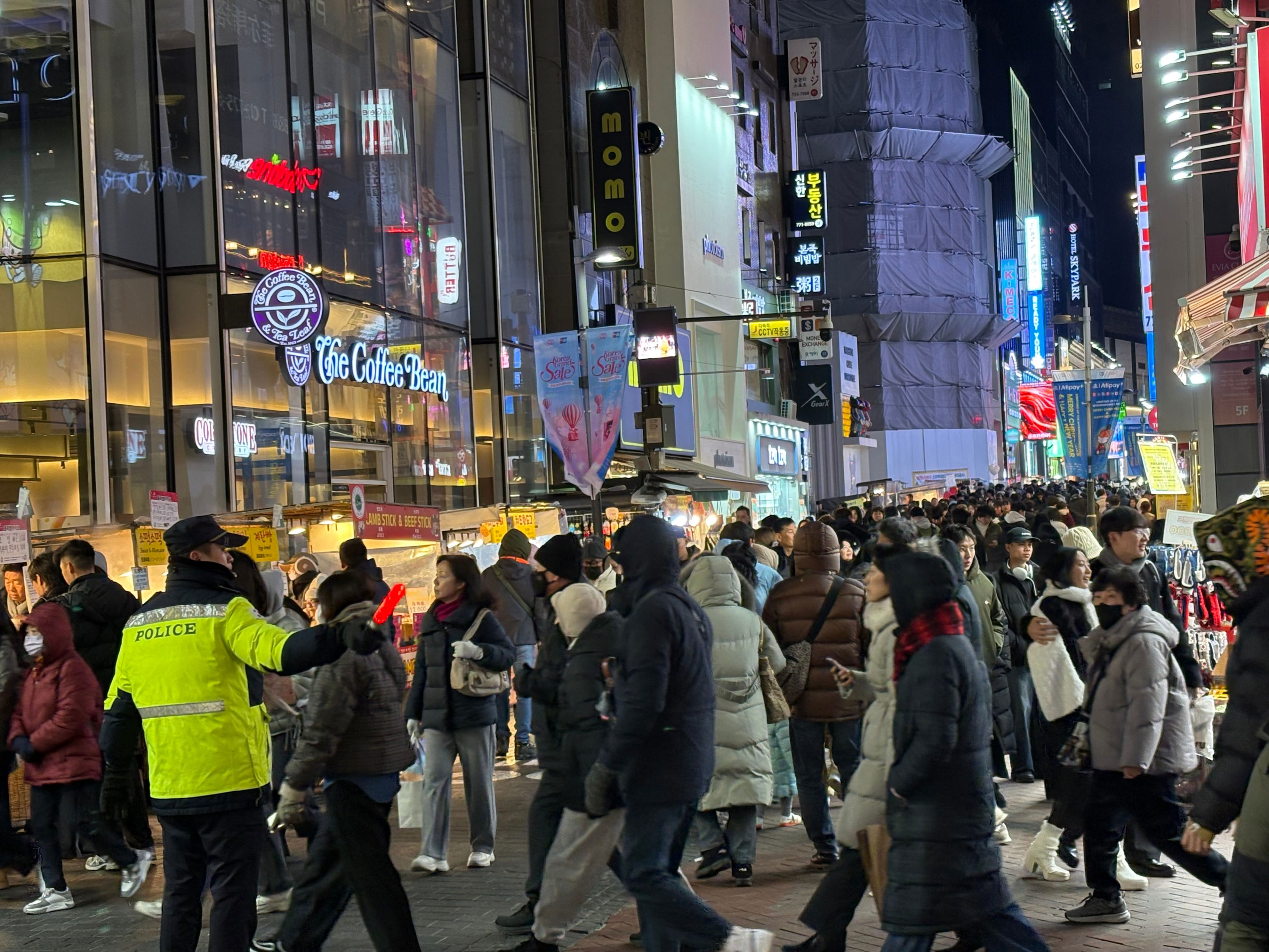 Myeongdong overwhelmed by Christmas crowds as pedestrians face gridlock