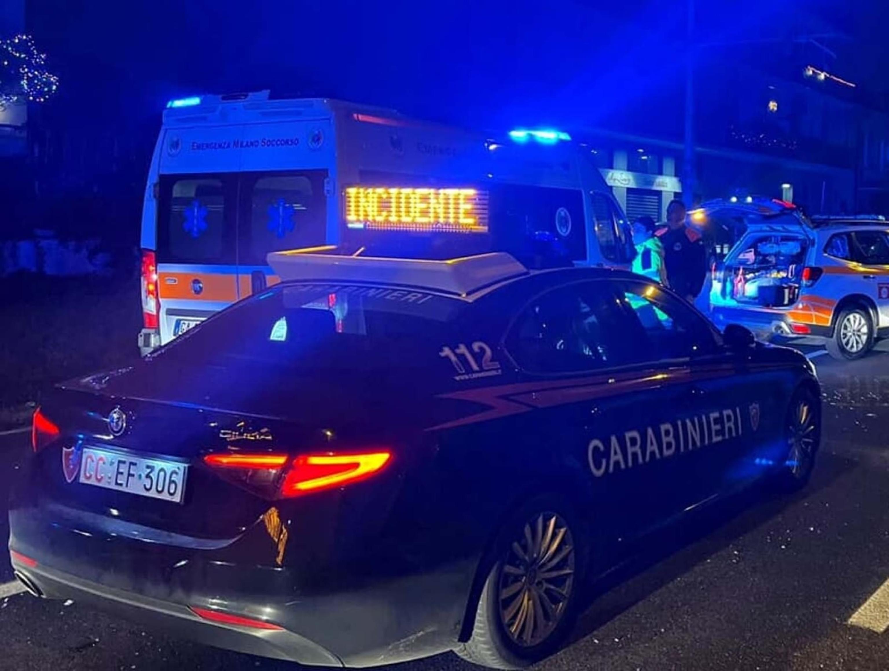 Fuori strada con l'auto la vigilia di Natale, muore una 37enne