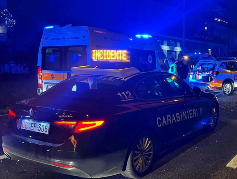 Fuori strada con l'auto la vigilia di Natale, muore una 37enne