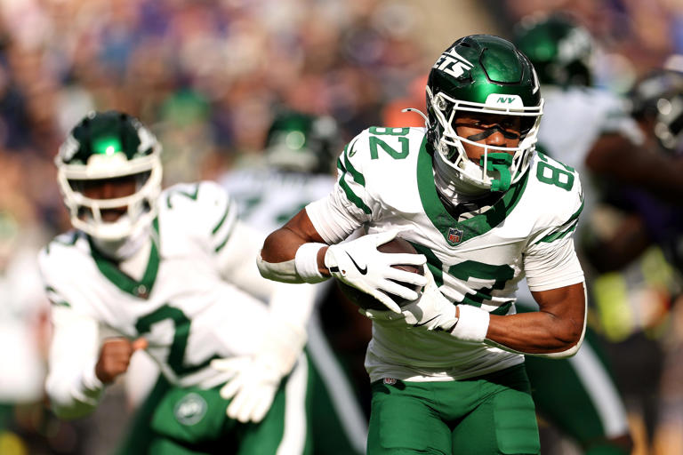 PFF: 5 lowest-graded Jets players on offense during 2025 NFL season