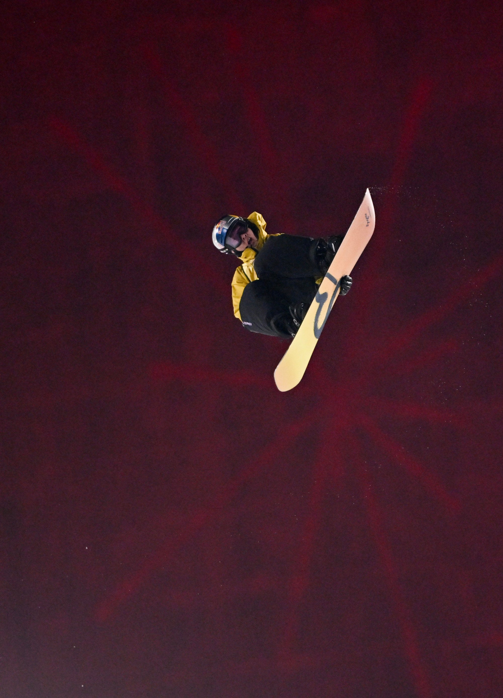 Olympic snowboarding champion Su Yiming becomes first Chinese winner of ...