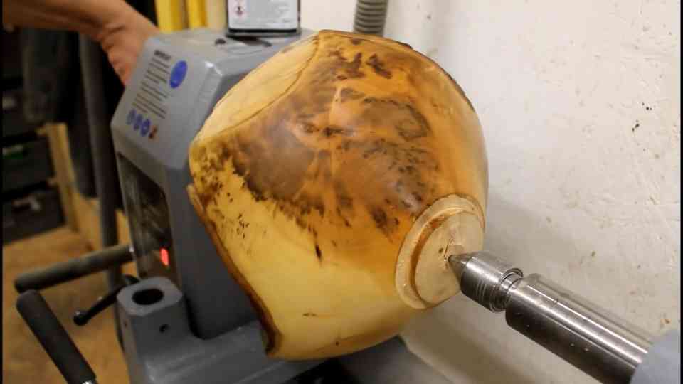 How to reveal hidden beauty in a sycamore crotch with the lathe
