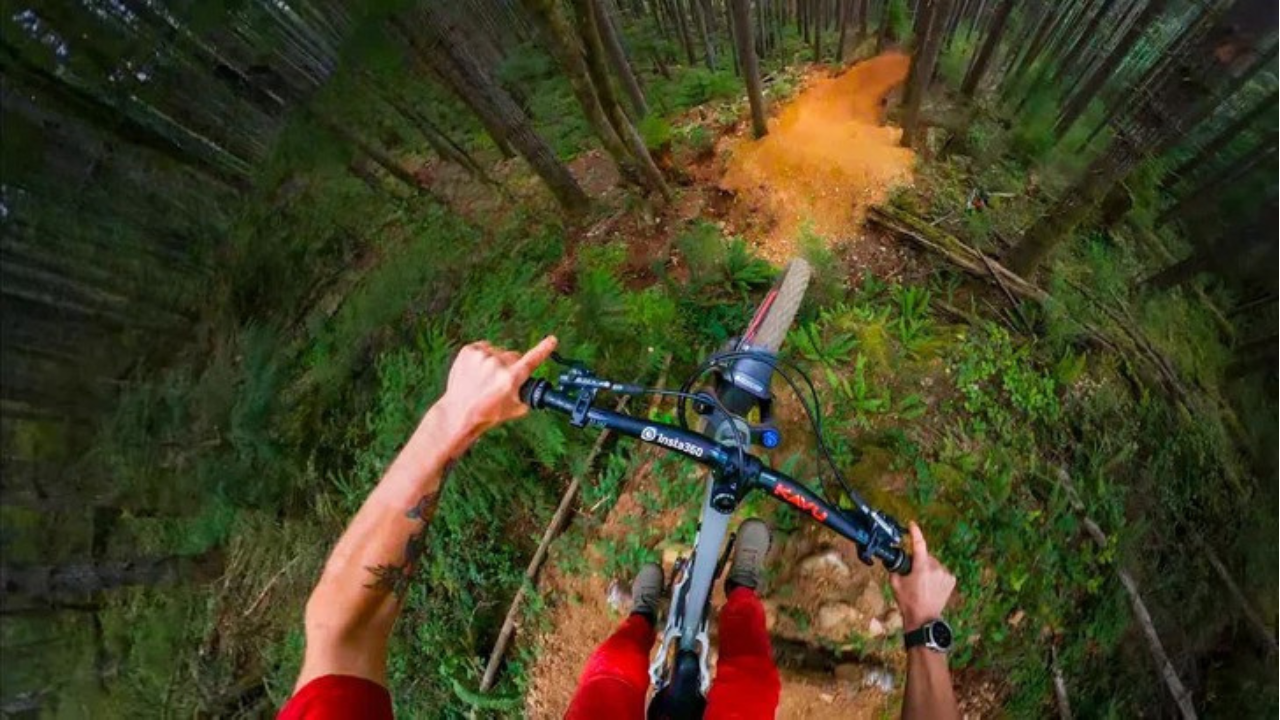 This mega drop was not built for a small bike