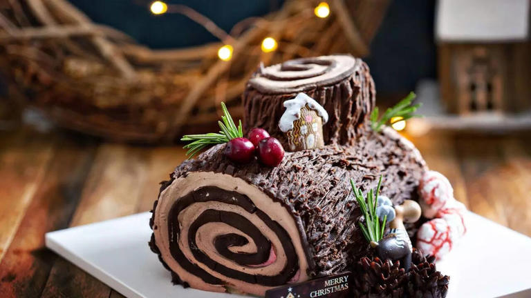 10 desserts and cakes to try at Christmas carnivals
