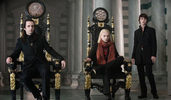 I just realized why I recognize 'Stranger Things' actor Jamie Campbell ...