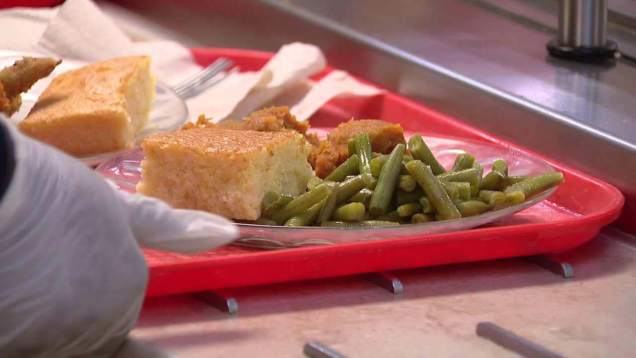 Christmas Day gets underway early at Metropolitan Ministries