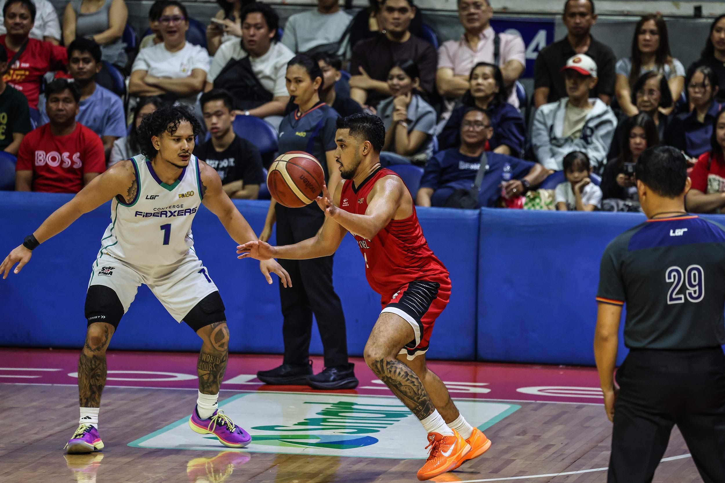 PBA: RJ Abarrientos heeds coach Tim Cone's call to shoot more